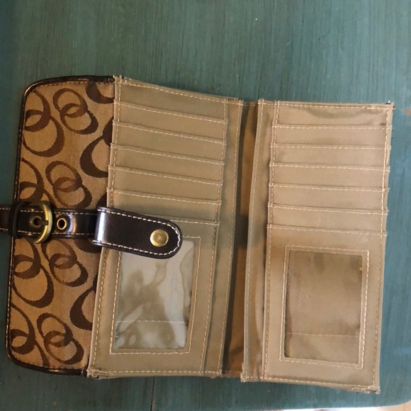 Bags | Wallet | Poshmark